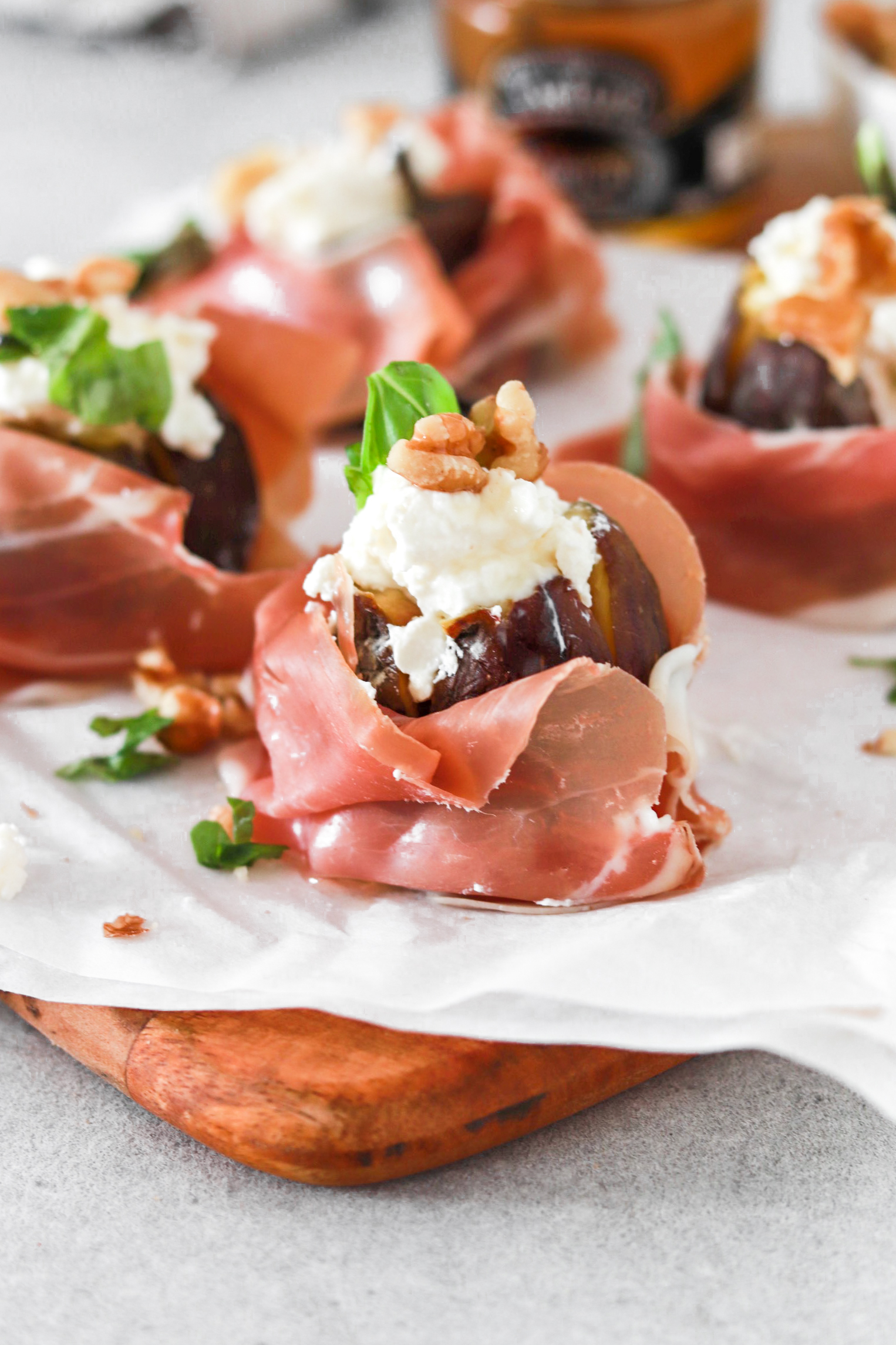 Fresh Figs with Goat Cheese & Prosciutto (Gluten & Grain Free ...